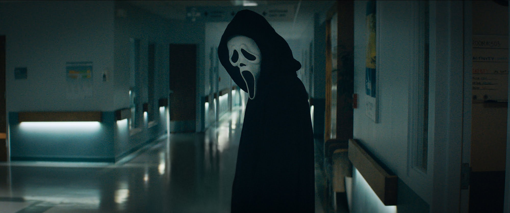 Celebrate 25th Anniversary Of The Original SCREAM! | MovieFloss